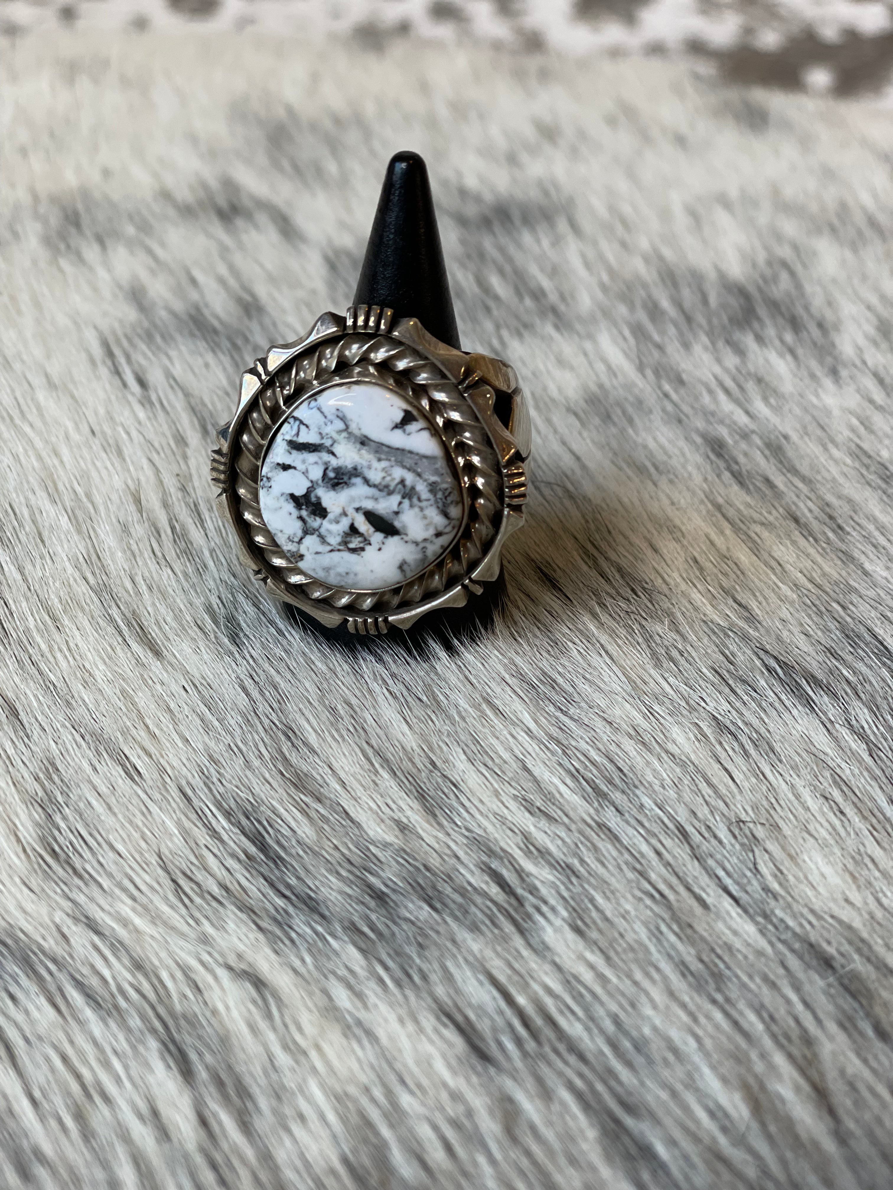 The Stewart Ring – 1806 & Co.